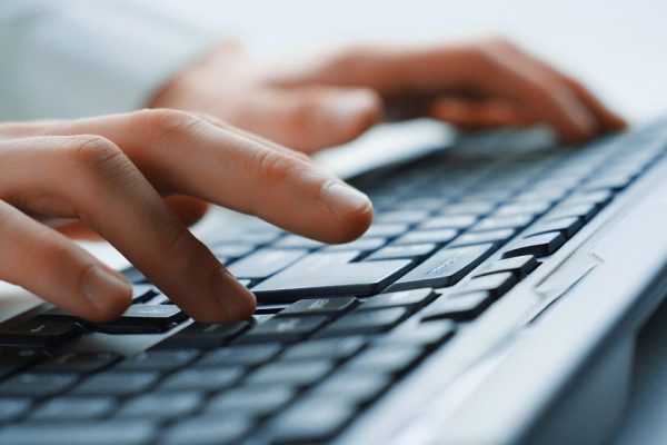 Everything you need to know to pass a typing test - Aptitude-test.com